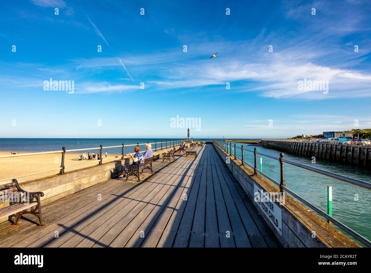 Jetty dividing the mouth of the River Arun and the East Beach ...