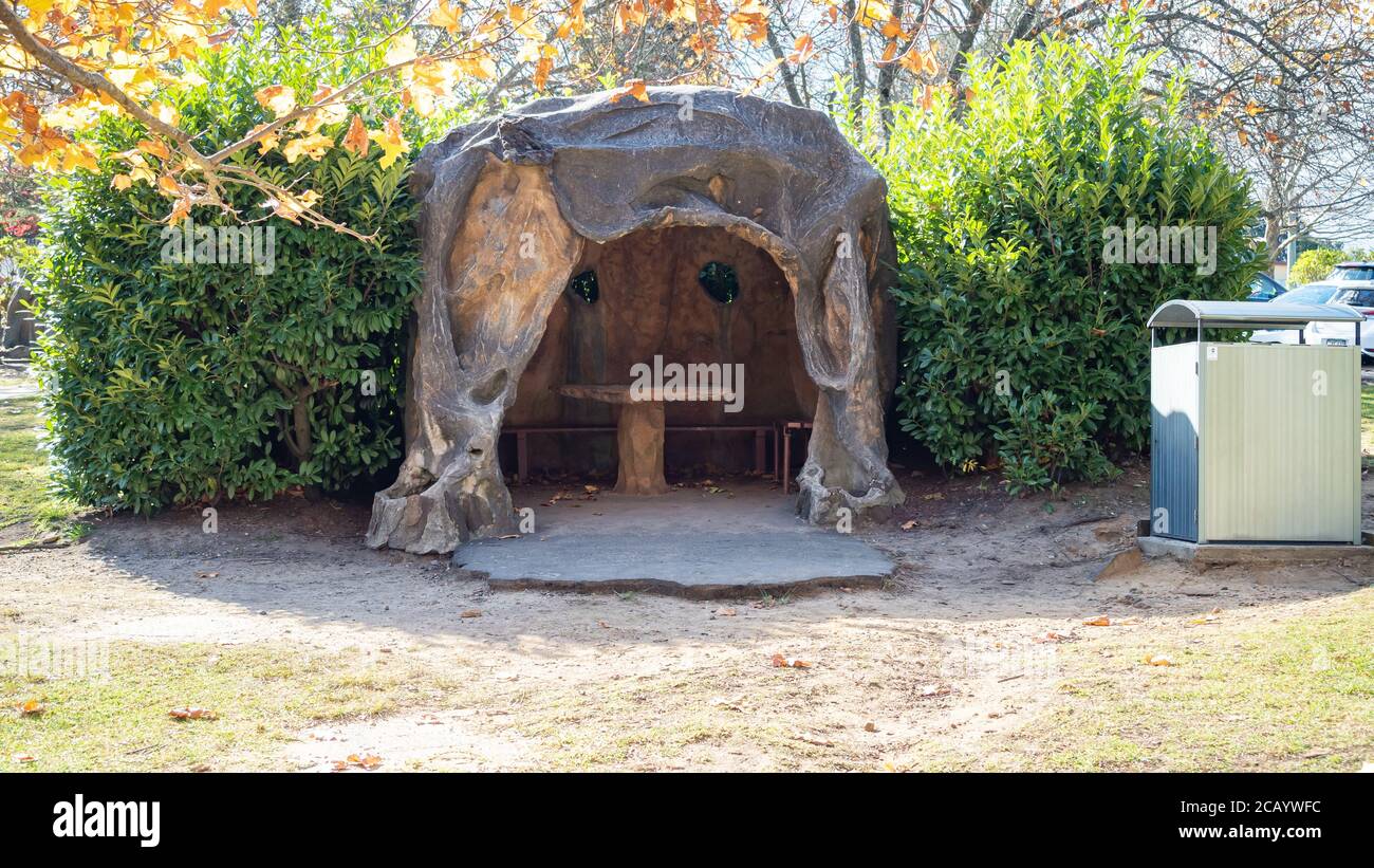 The lookout cave hi-res stock photography and images - Alamy