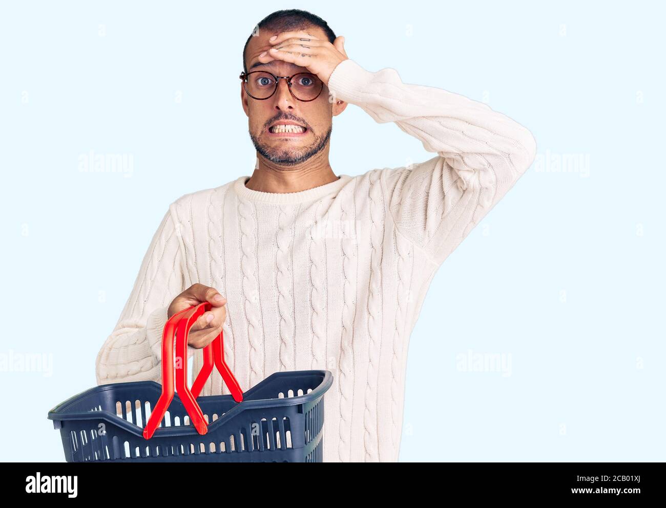 Angry customer supermarket hi-res stock photography and images - Alamy