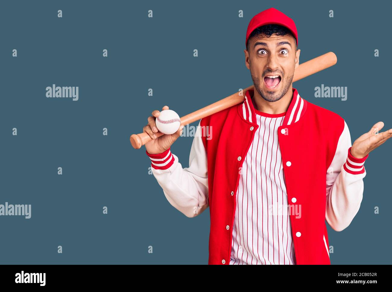 Hands holding baseball bat hi-res stock photography and images - Alamy
