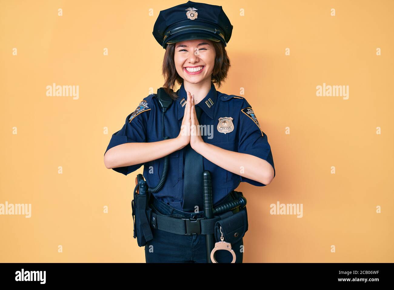Woman asking police officer hi-res stock photography and images - Alamy