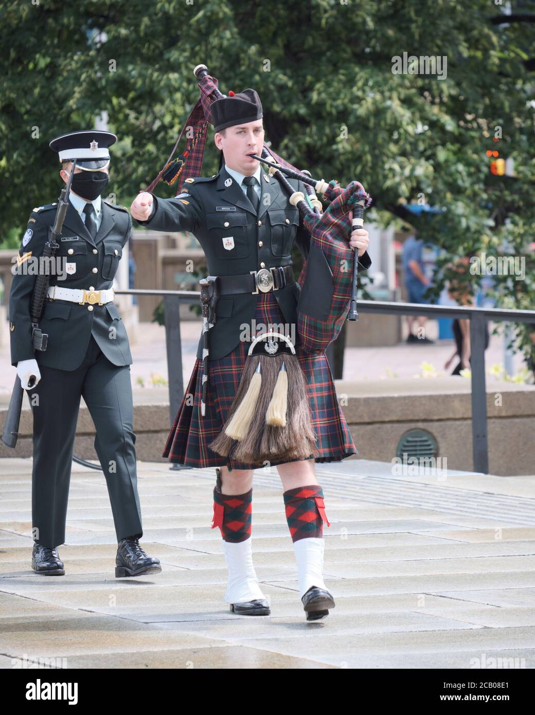 Canadian changing of the guard hi-res stock photography and images - Alamy