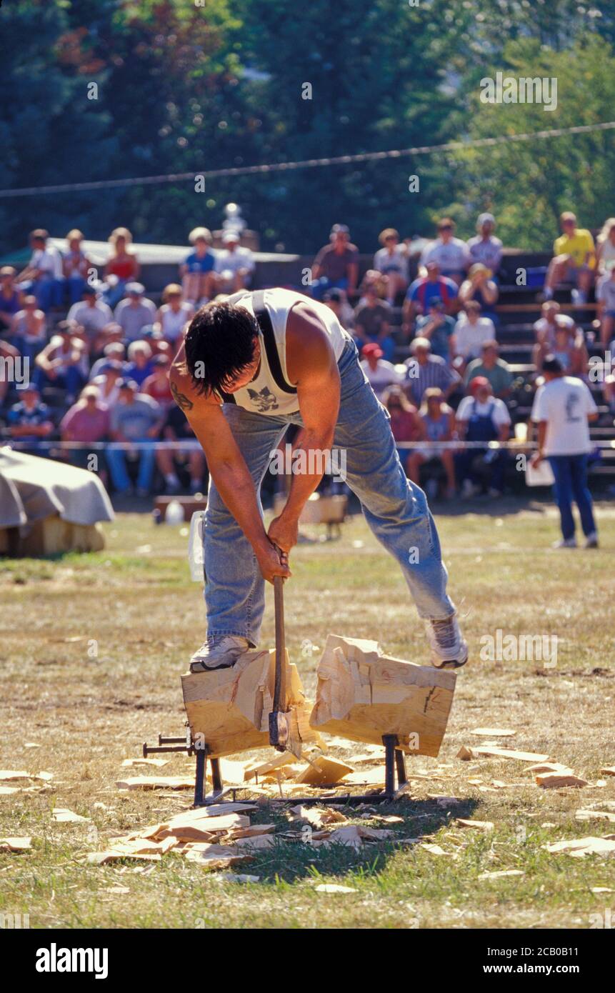 Logging rodeo hi-res stock photography and images - Alamy