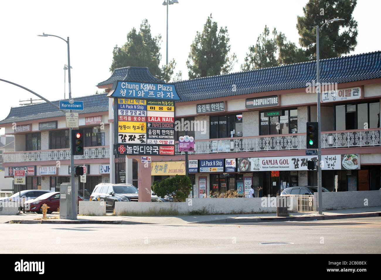 Los angeles korean town street hi-res stock photography and images - Alamy