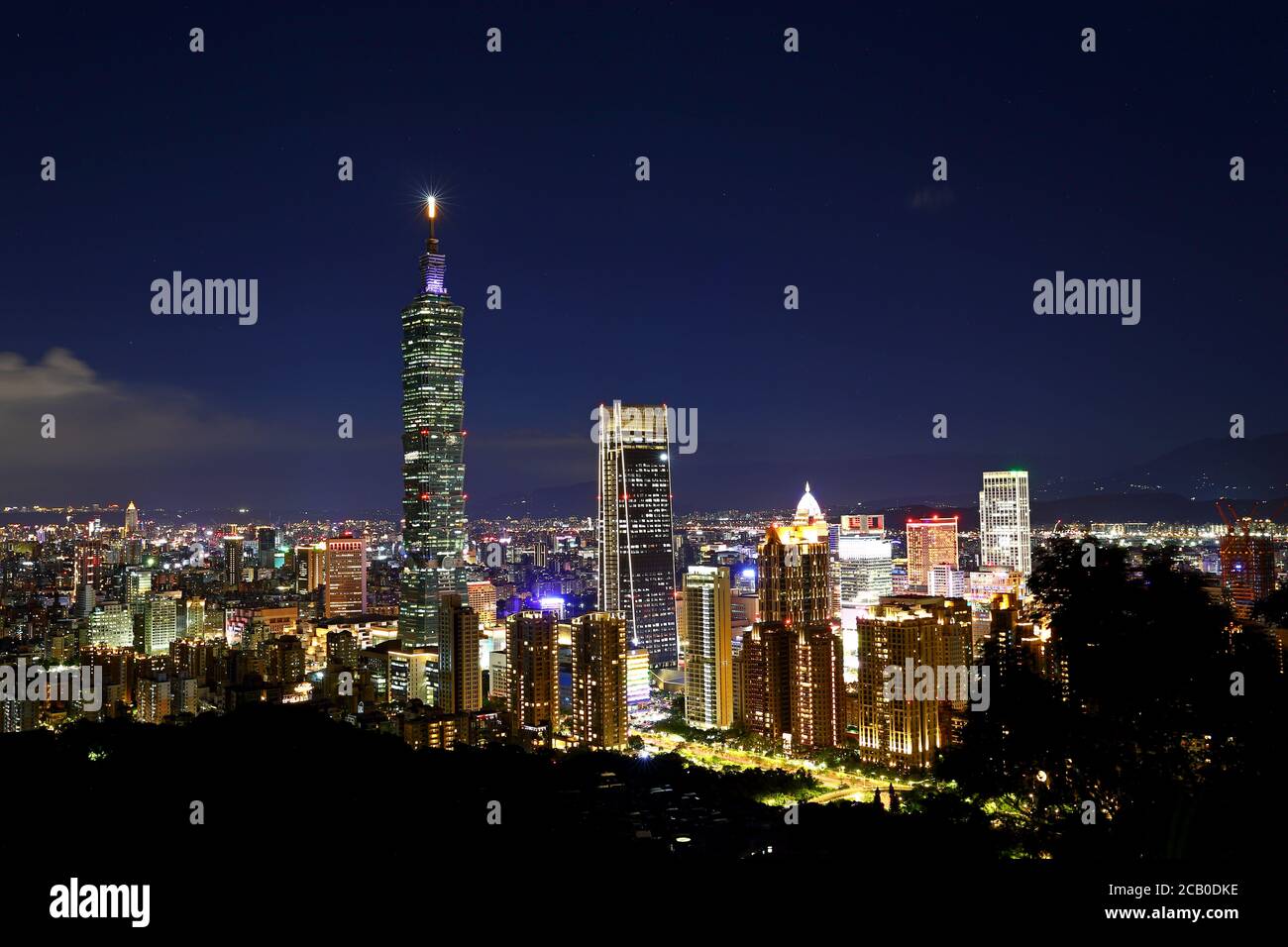 The modern city of Taipei, buildings cityscapes view the capital of ...