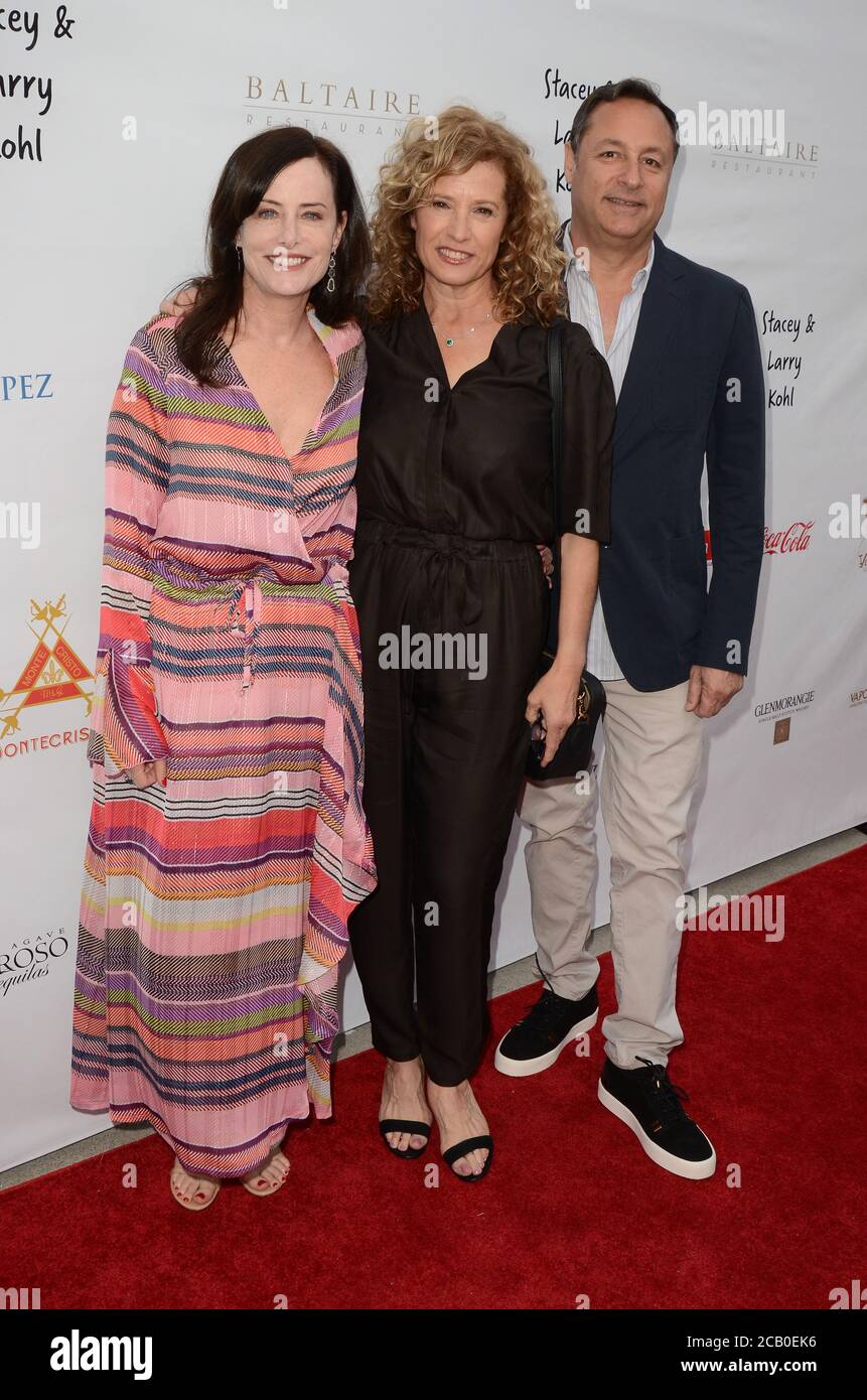 LOS ANGELES - MAY 5: Stacey Kohl, Nancy Travis, Larry Kohl at the 12th ...