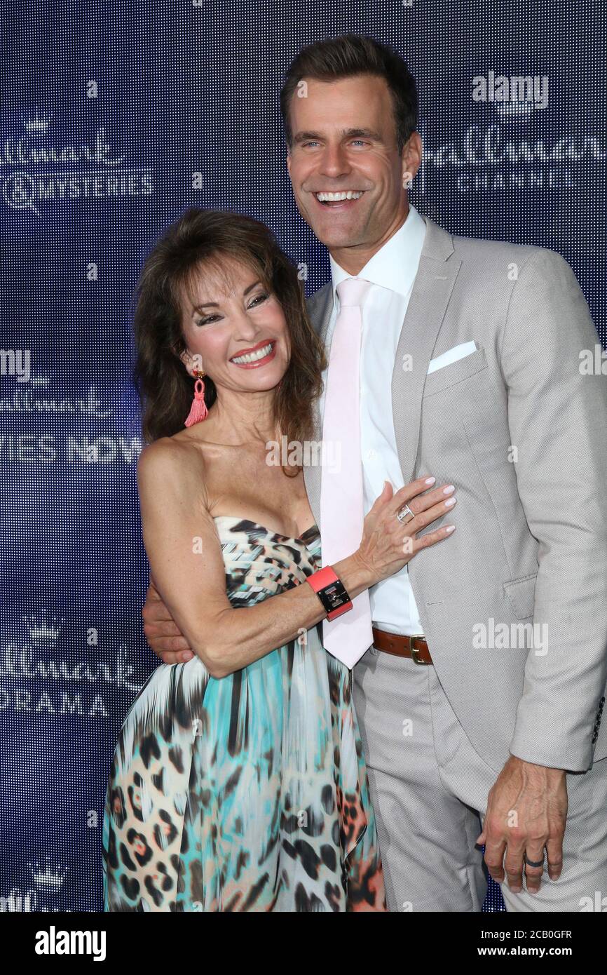 Susan lucci and cameron mathison hi-res stock photography and images ...