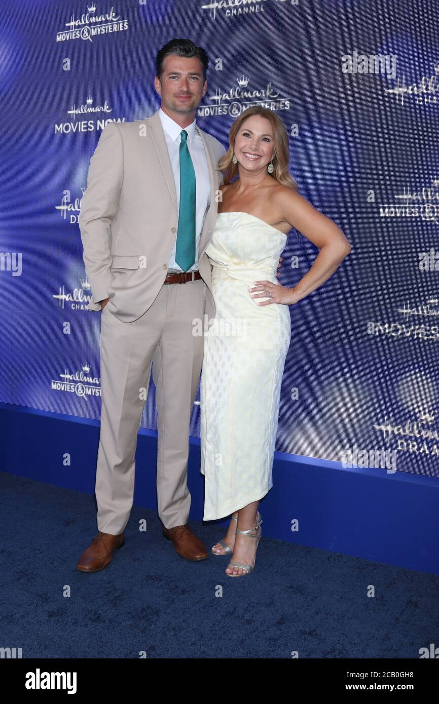 LOS ANGELES - JUL 26: Wes Brown, Amanda Brown at the Hallmark Summer ...