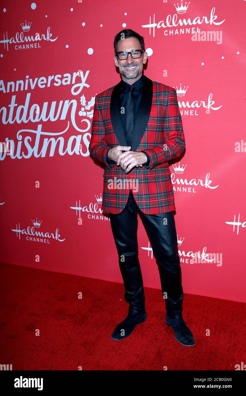 LOS ANGELES - NOV 20: Lawrence Zerian at the Hallmark 10th Anniversary ...