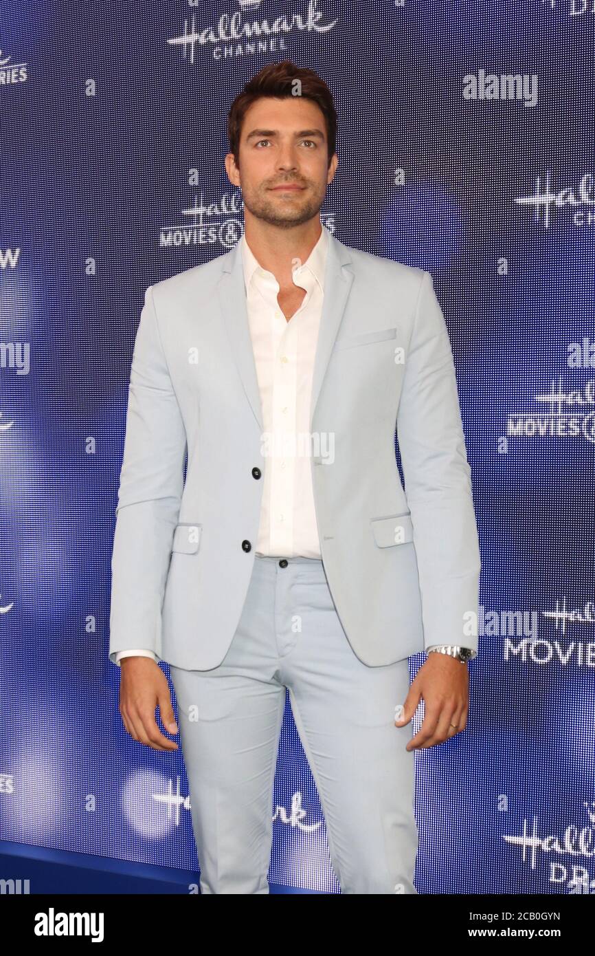 LOS ANGELES - JUL 26: Peter Porte at the Hallmark Summer 2019 TCA Party ...