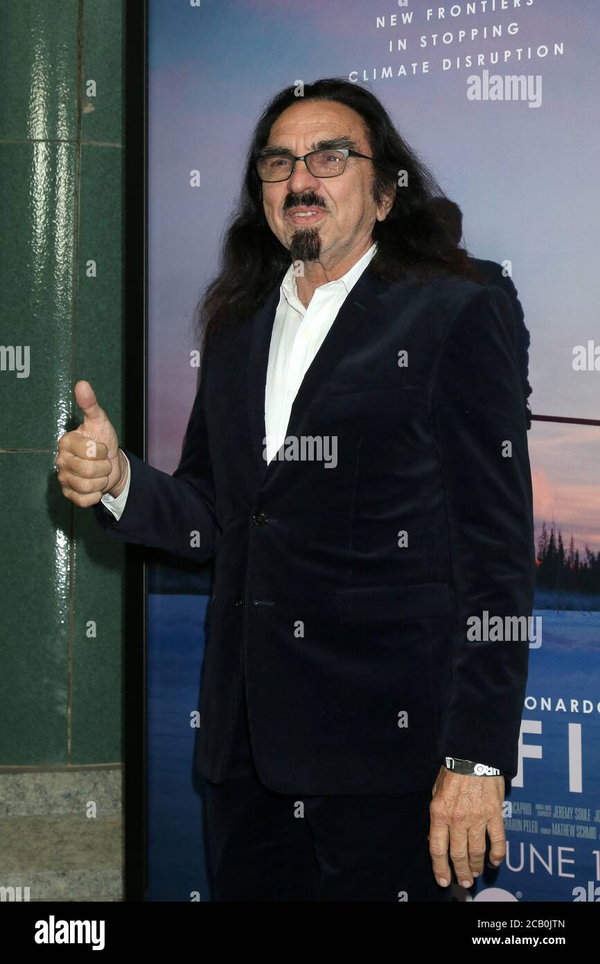 LOS ANGELES - JUN 5: George DiCaprio at the "Ice on Fire" HBO Premiere ...