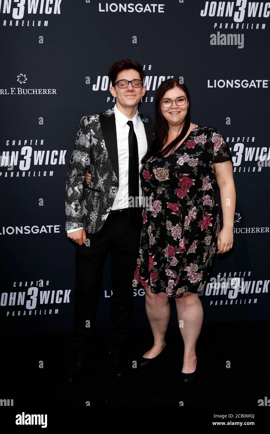LOS ANGELES - MAY 15: Ethan Knutsen, Kathryn Knutsen at the "John Wick ...