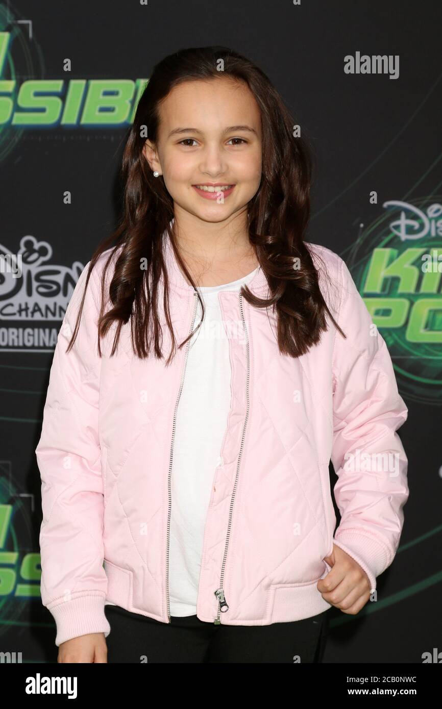 Kaylin hayman hi-res stock photography and images - Alamy