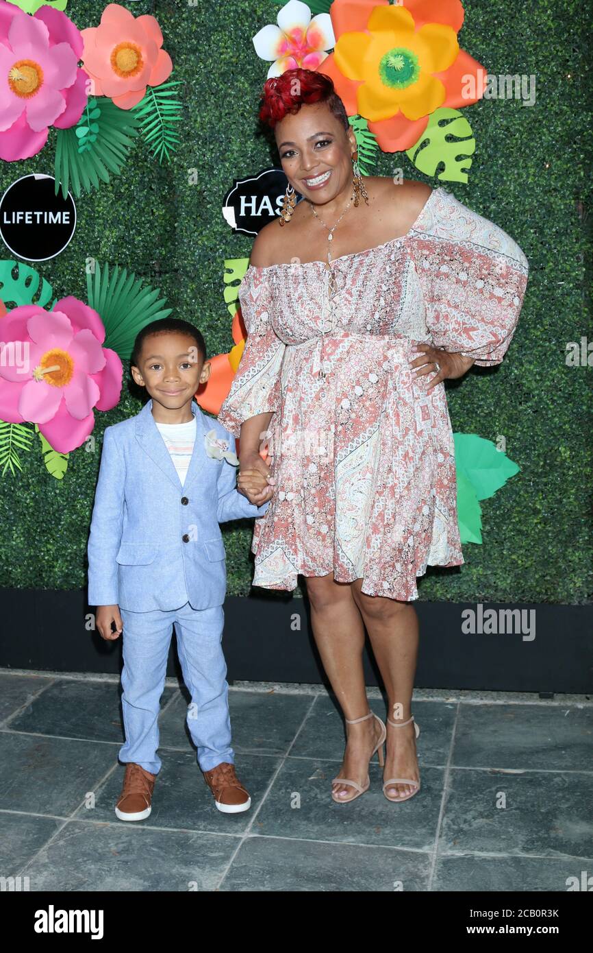 LOS ANGELES - MAY 20: Quincy Morgan, Mother at the Lifetime TV Summer ...