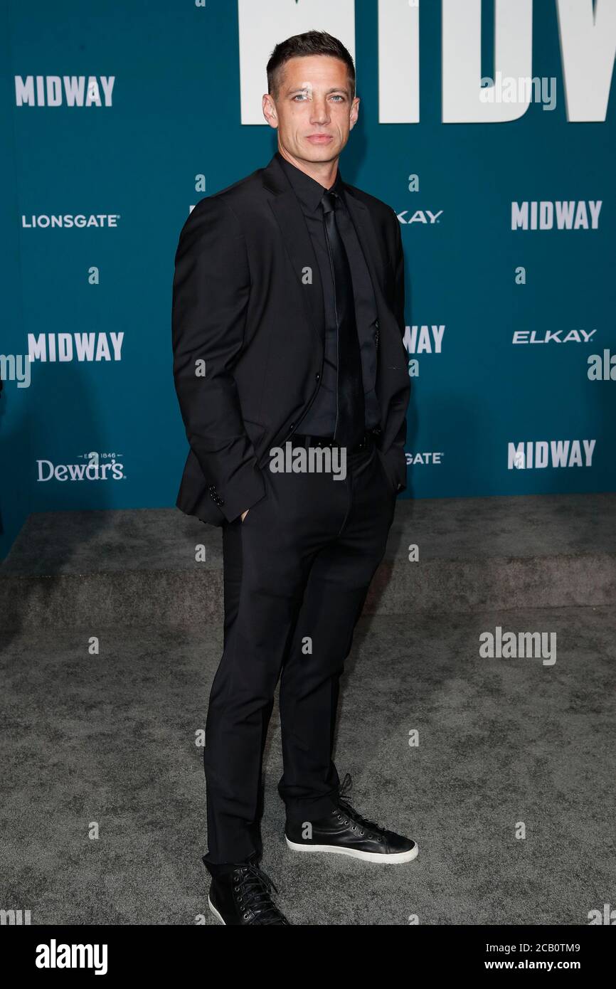 LOS ANGELES - NOV 5: James Carpinello at the "Midway" Premiere at the ...