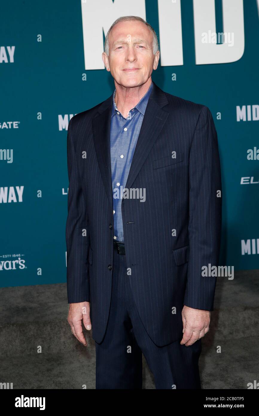 Mark rolston hi-res stock photography and images - Alamy