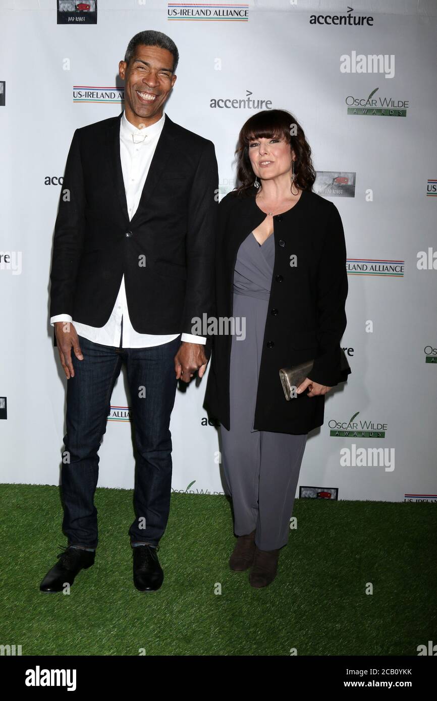 LOS ANGELES - FEB 21: Carl Austin, Tara Flynn at the 2019 Oscar Wilde ...