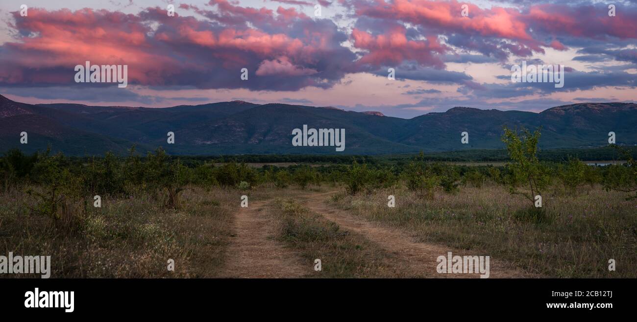 Rural scene motif hi-res stock photography and images - Alamy