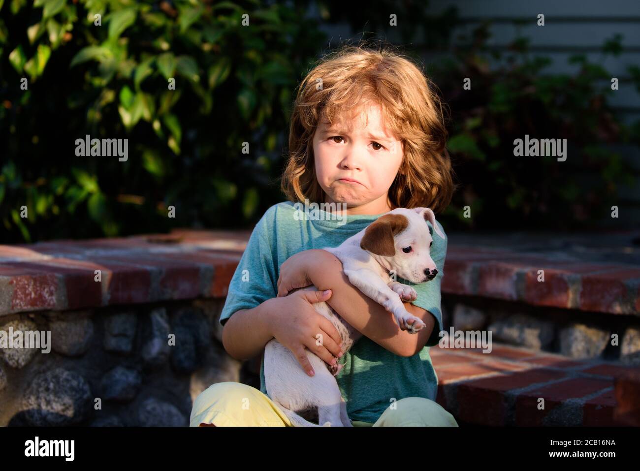 Sad kids hi-res stock photography and images - Alamy