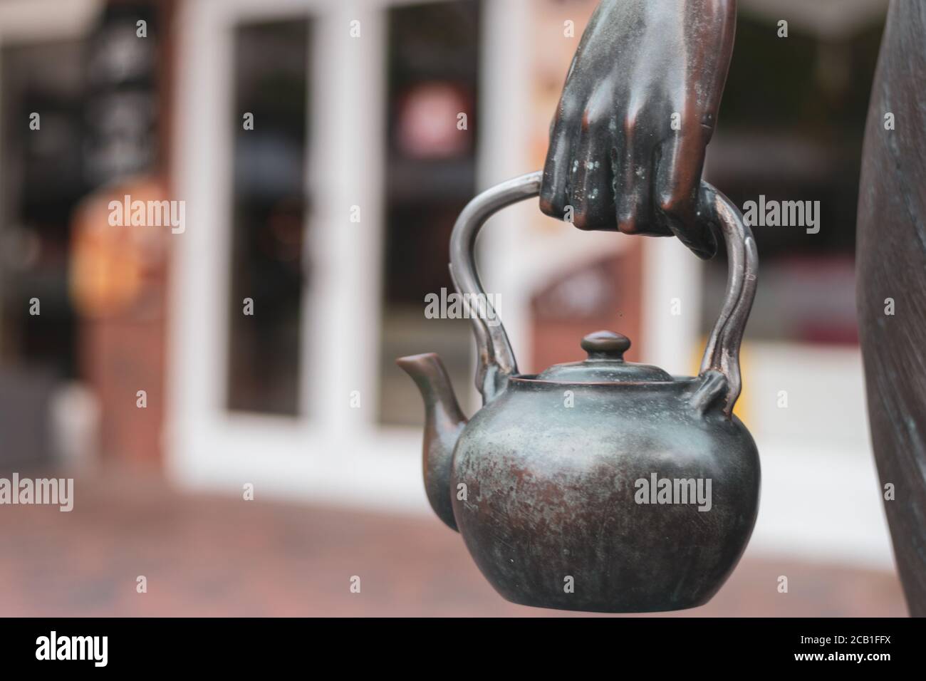 Cup sculpture ancient art hi-res stock photography and images - Alamy