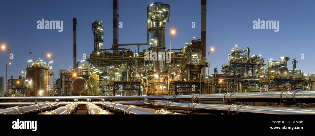 Petroleum pipelines hi-res stock photography and images - Alamy