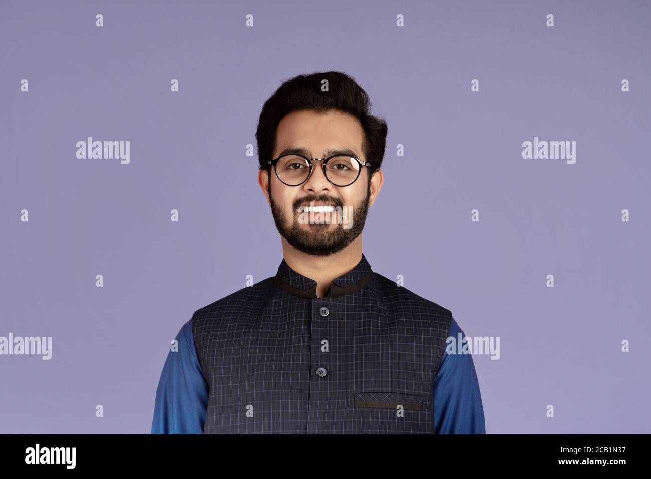 Indian man glasses beard hi-res stock photography and images - Alamy