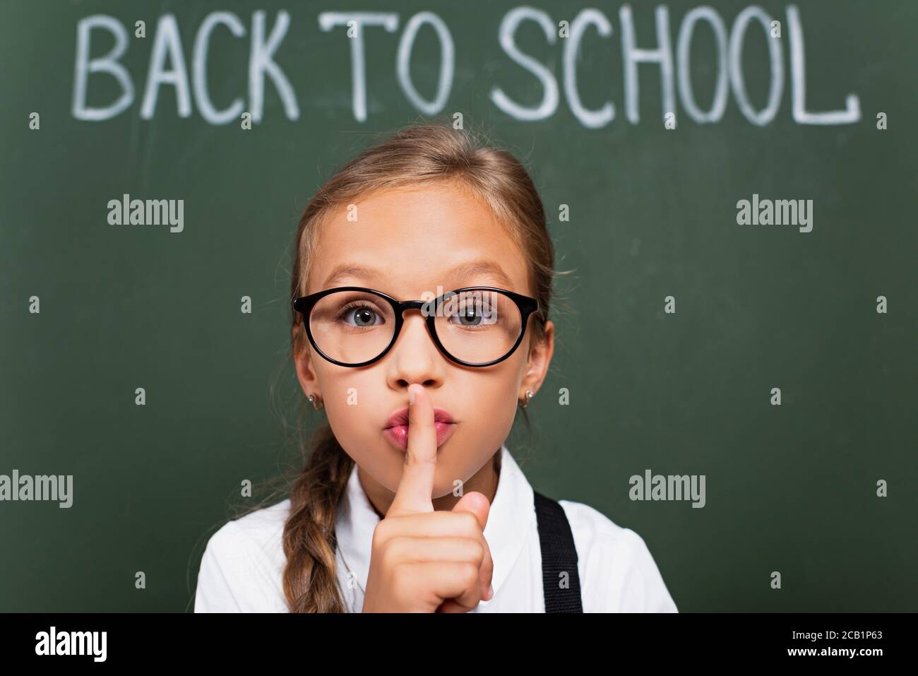 Hush signs hi-res stock photography and images - Alamy