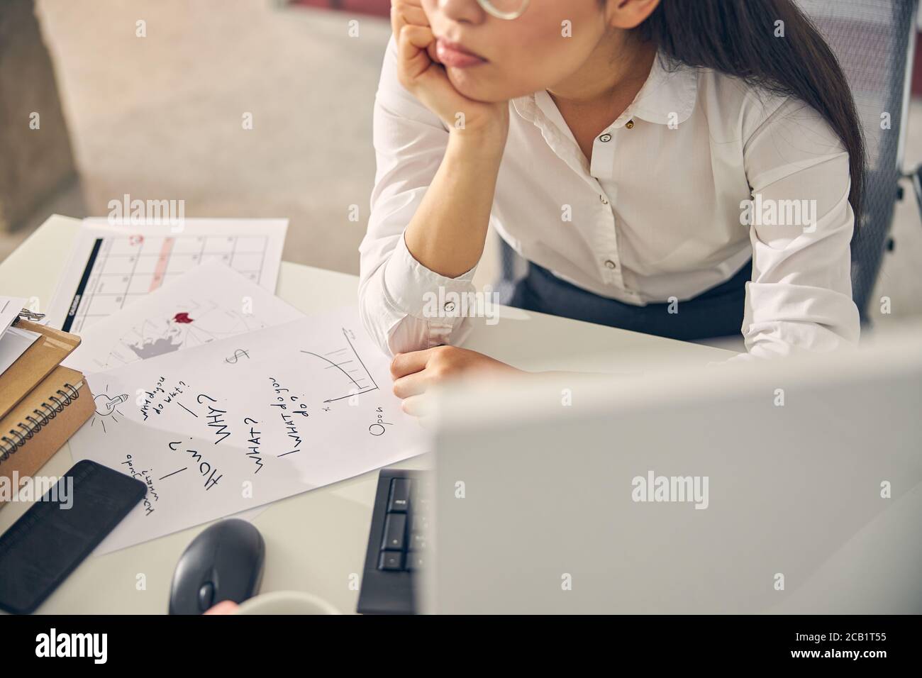 Review project hi-res stock photography and images - Alamy