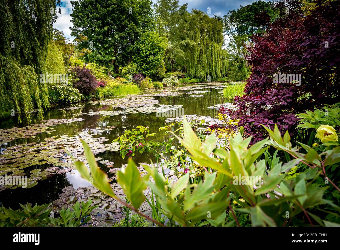 GIVERNY, FRANCE, MAY 21, 2015 : impressionists gardens and ponds of ...