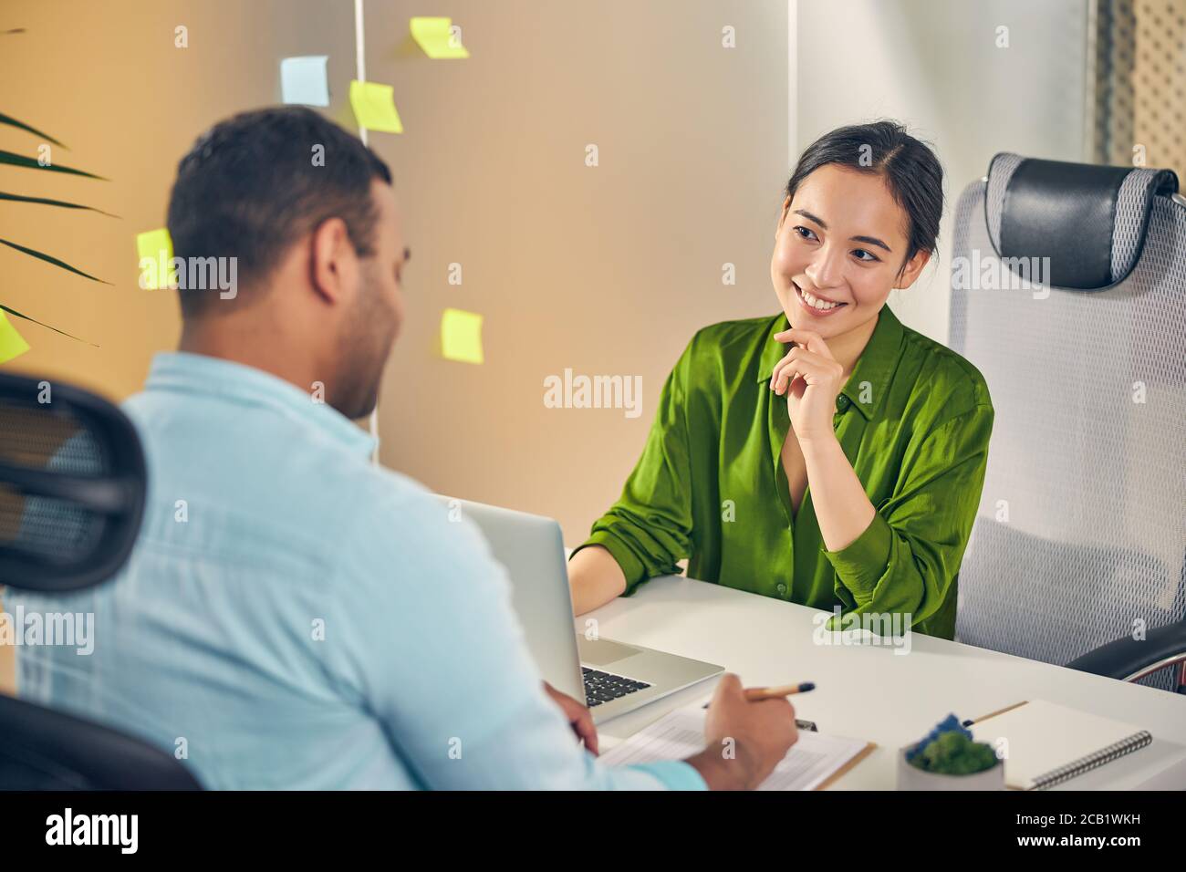 International partners hi-res stock photography and images - Alamy