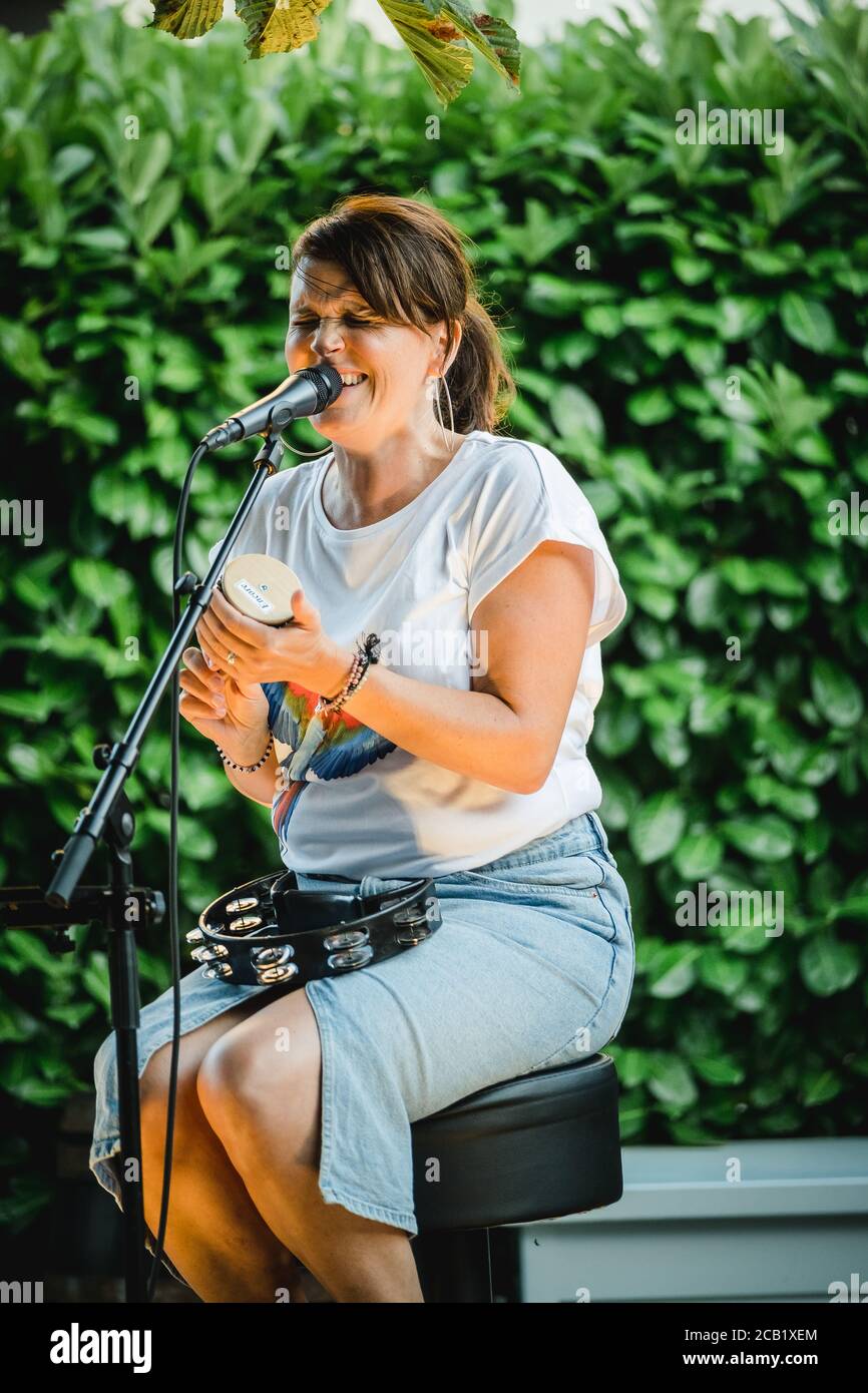 Caroline chevin singer hi-res stock photography and images - Alamy