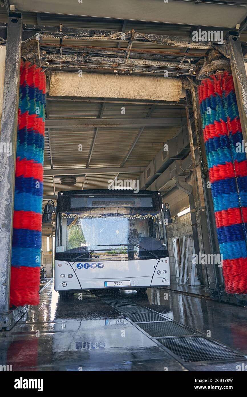 Washing station bus hi-res stock photography and images - Alamy