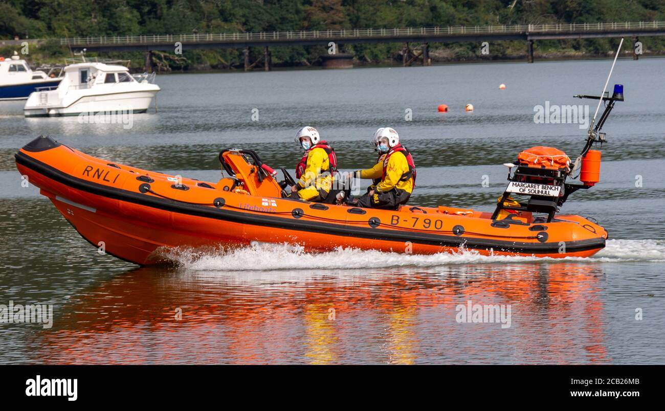 RNLI Crew and RIB, Ireland, Union Hall, RNLI Ireland, Sea Rescue Stock ...