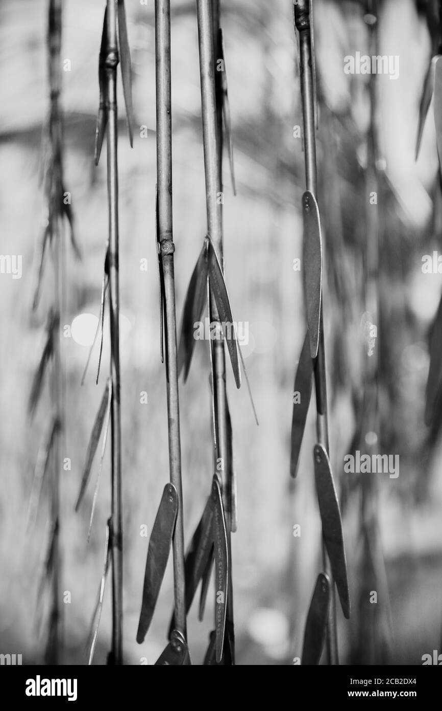 Details of tree of Life in the Synagogue in Budapest, Dohany Synagogue ...