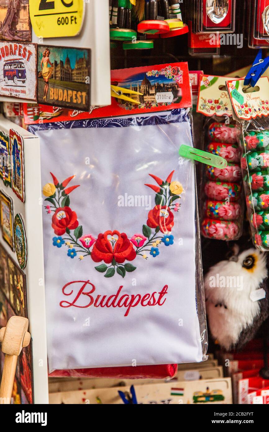 Souvenirs textiles hi-res stock photography and images - Alamy