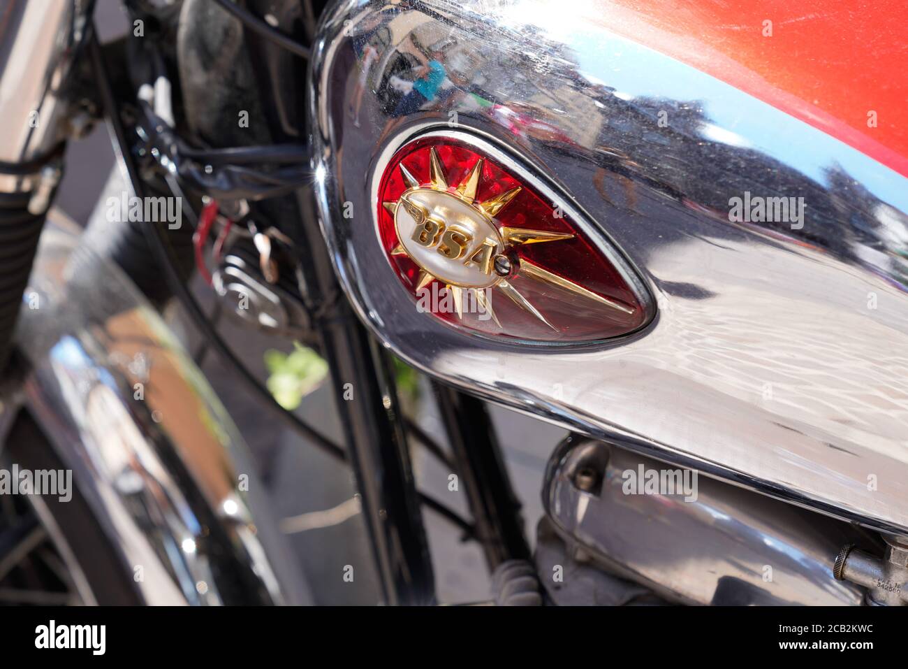 Bsa motorcycle tank hi-res stock photography and images - Alamy