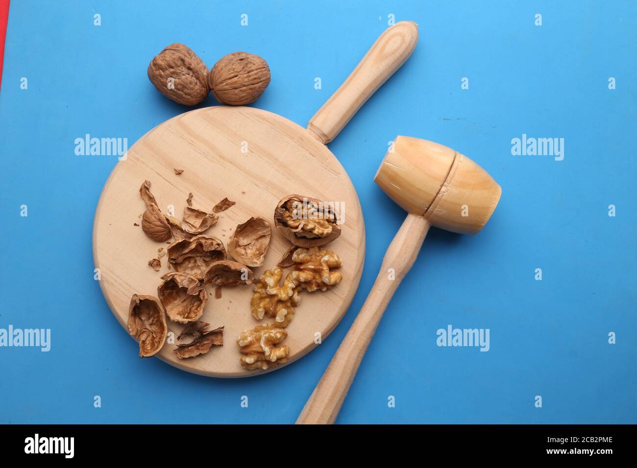 Delicious walnut nuts if peel Stock Photo - Alamy