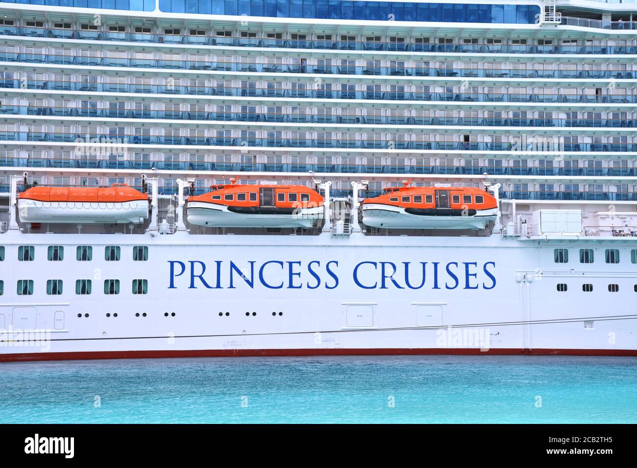 Lifeboat royal caribbean cruise ship hi-res stock photography and ...