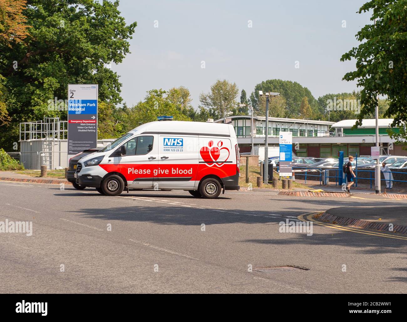 Blood transfusion service hi-res stock photography and images - Alamy