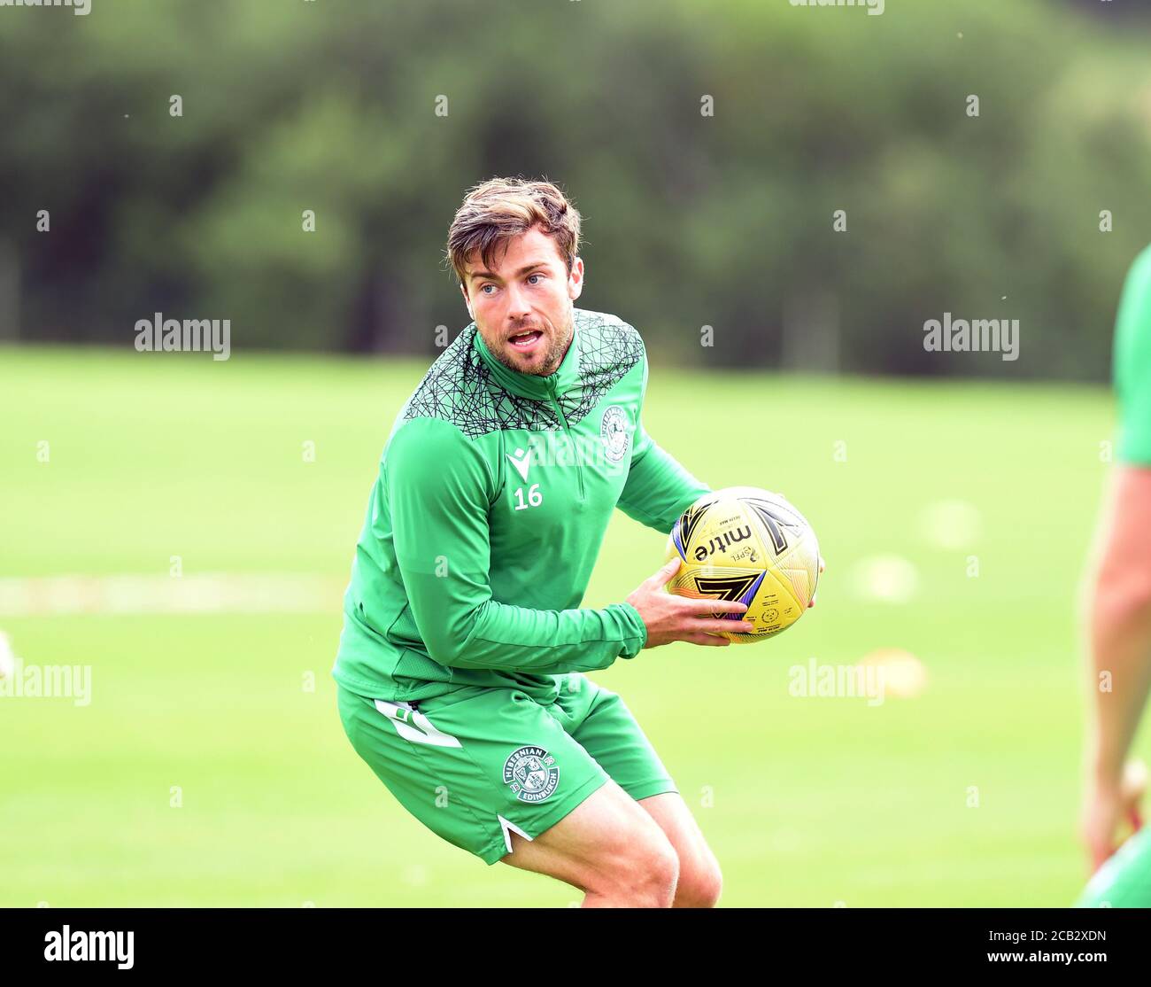 Lewis stevenson of hibernian hi-res stock photography and images - Alamy