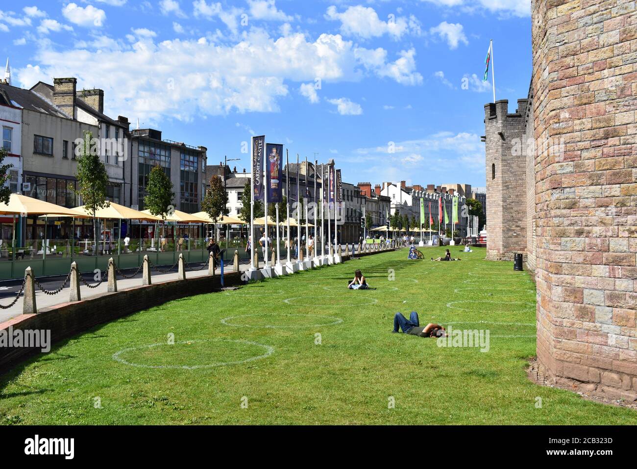 Cardiff Castle Walls High Resolution Stock Photography and Images - Alamy