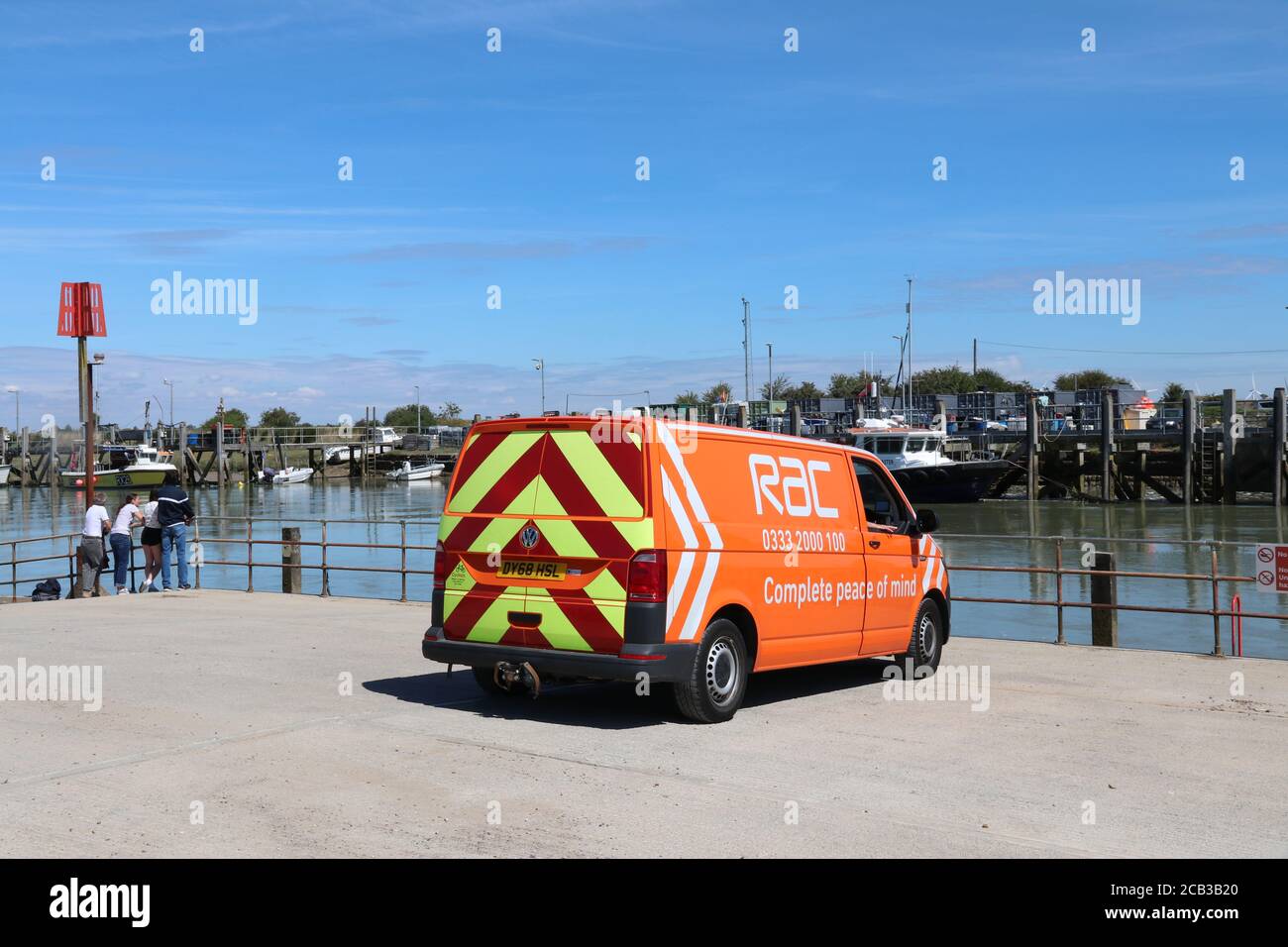 RAC VOLKSWAGEN BREAKDOWN ASSISTANCE VAN BY A RIVER Stock Photo - Alamy