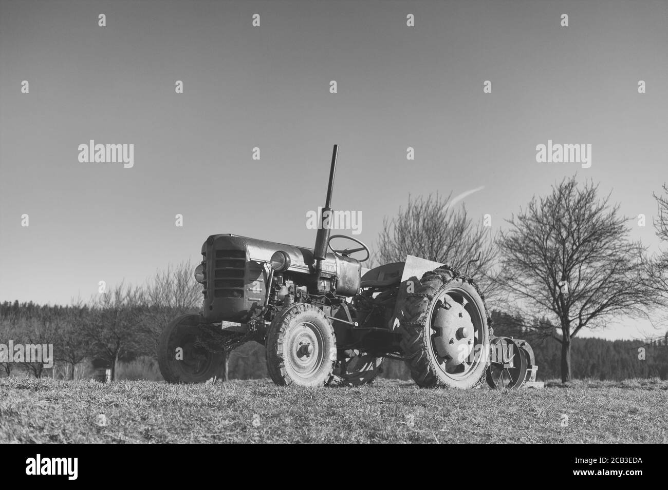 Old little tractor hi-res stock photography and images - Alamy