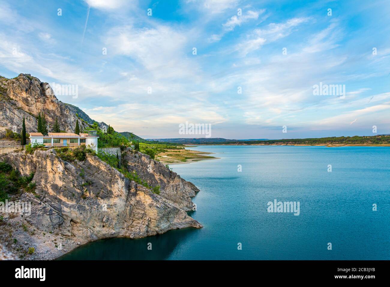 Reservoir in background hi-res stock photography and images - Alamy