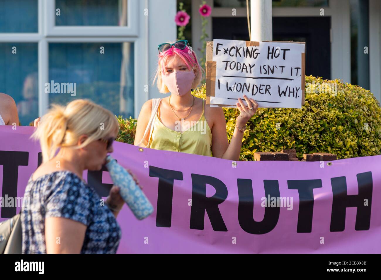 Global warming climate change net zero 2050 uk hi-res stock photography ...