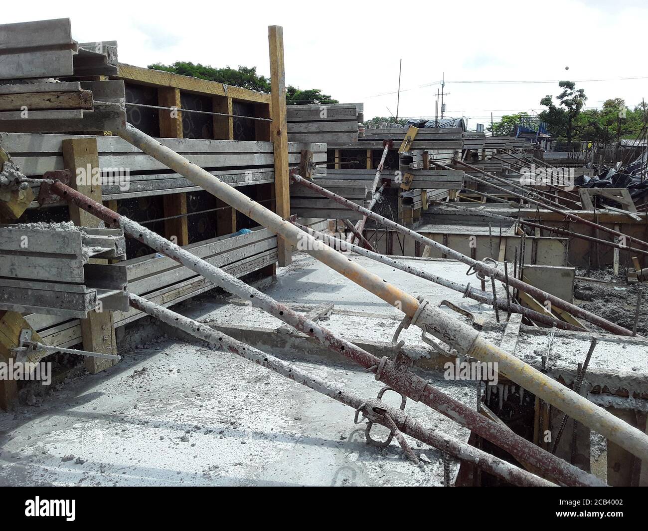 Building construction in a cramped area Stock Photo - Alamy