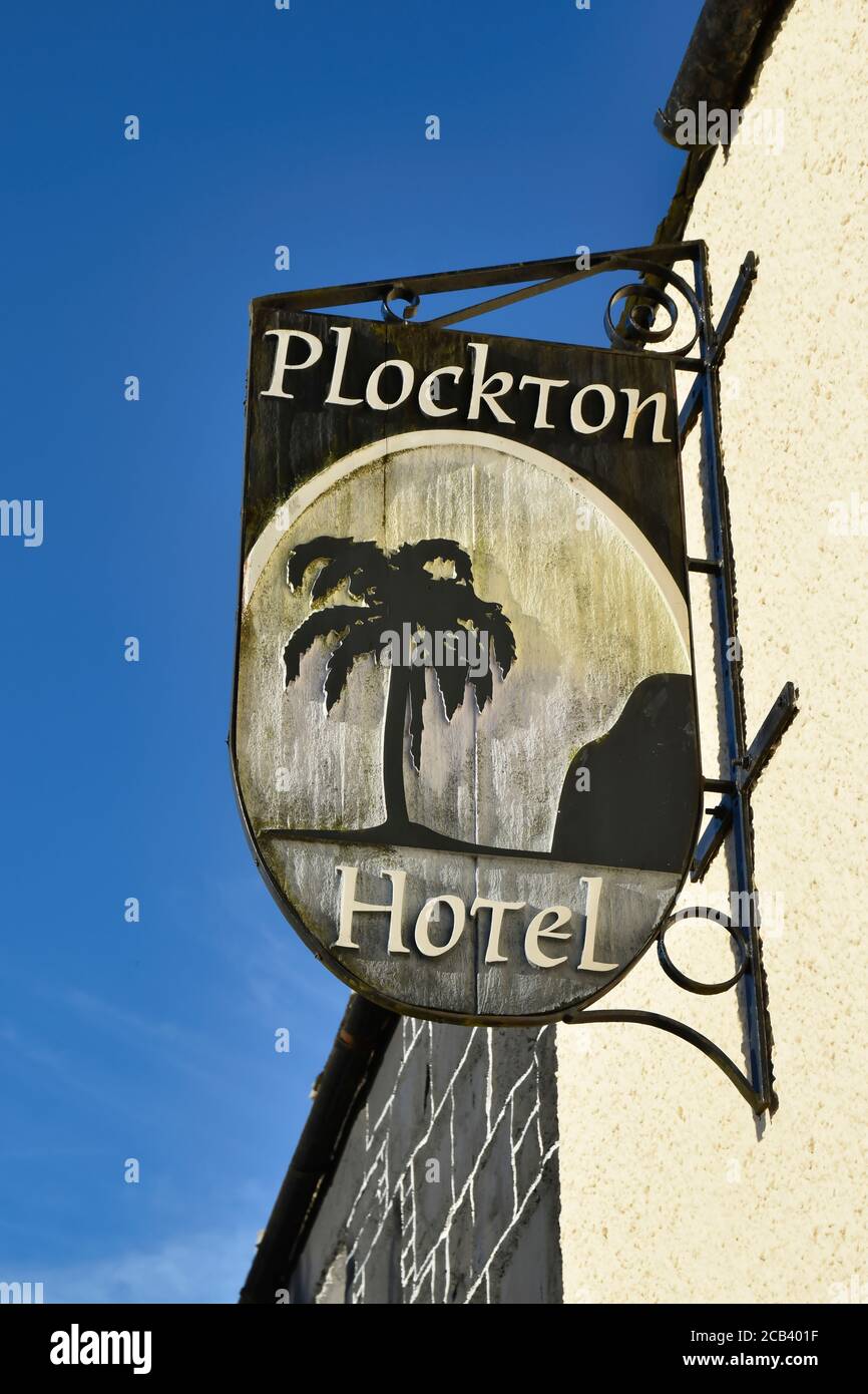 Macbeth illustration tree hi-res stock photography and images - Alamy