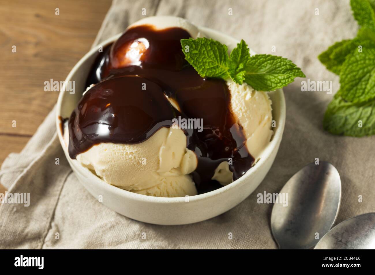 Syrup ice cream hi-res stock photography and images - Alamy