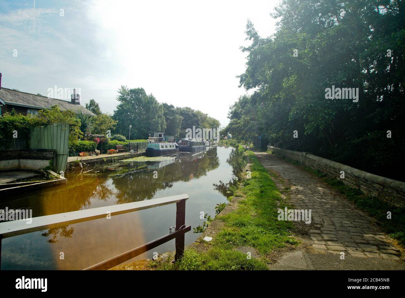 Canal in Maghull, Merseyside Stock Photo - Alamy