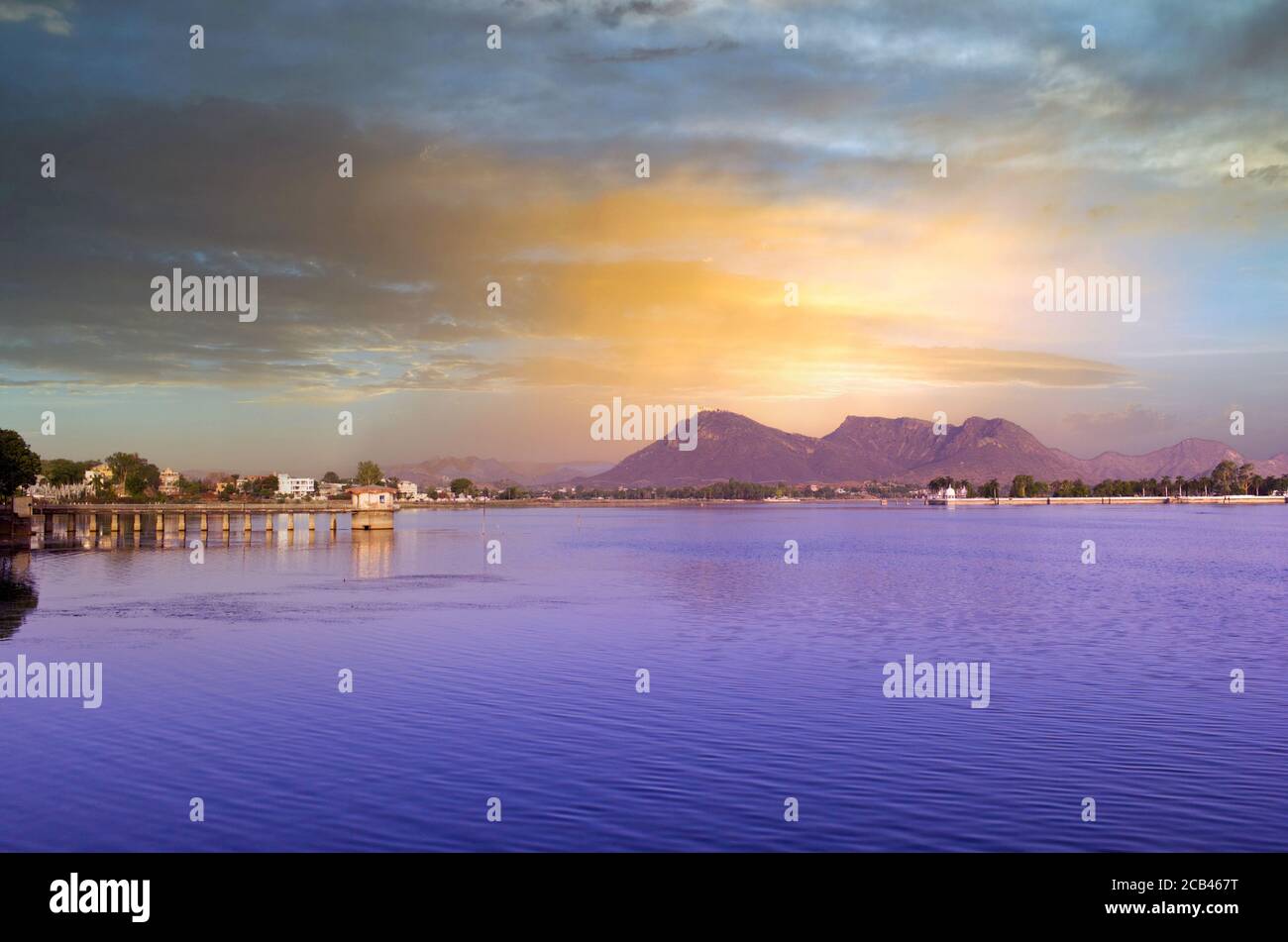 Doodh talai lake hi-res stock photography and images - Alamy